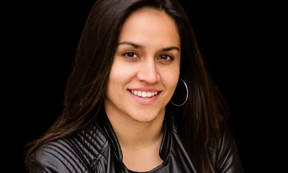Who is Aliya Rahman? Viral Video Shows ICE Agents Detaining US-Born ...